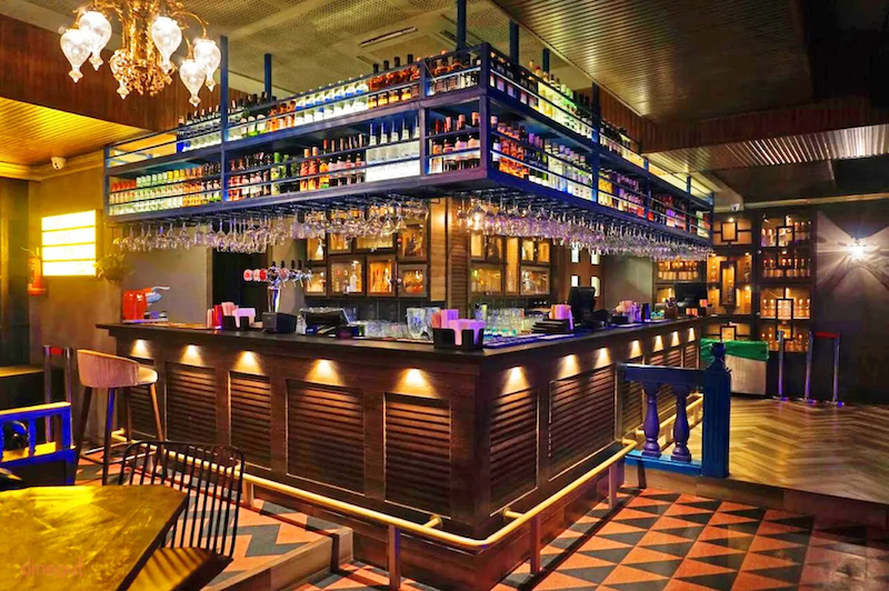 Mitron Bandra | Discover Nightlife Around You